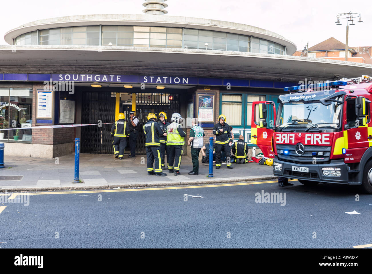 Piccadilly line train fire hi-res stock photography and images - Alamy