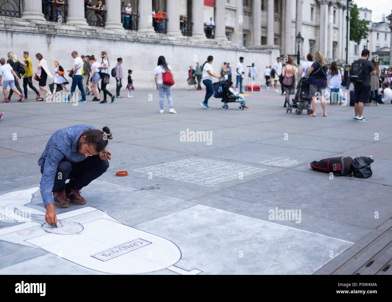 London, UK. 19th June 2018. Joseph, a pavement artist from Slovakia ...