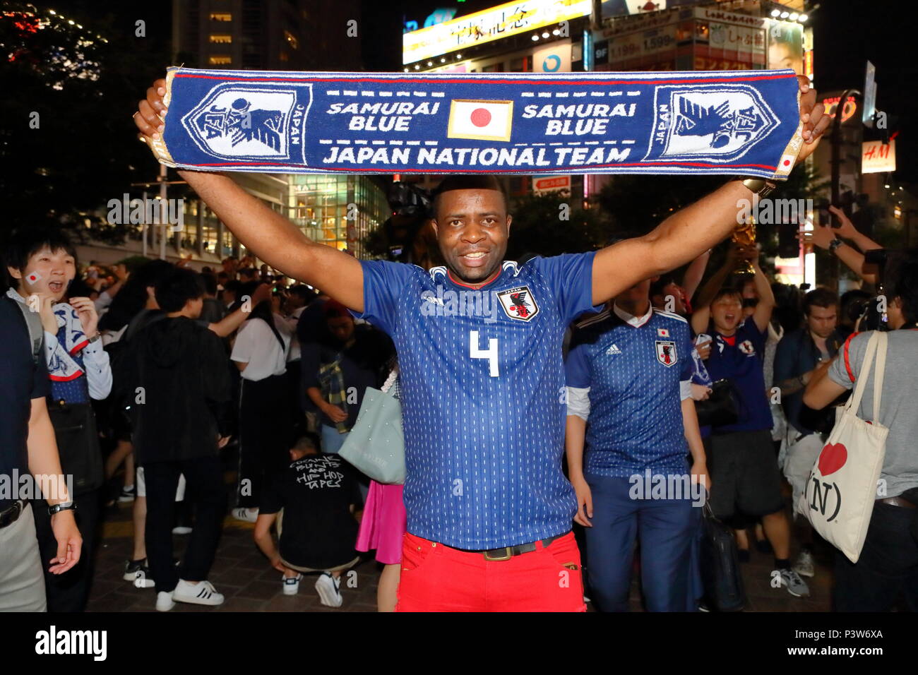Shibuya, Tokyo, Japan. 19th June, 2018. Japan fans (JPN), JUNE 19, 2018 ...