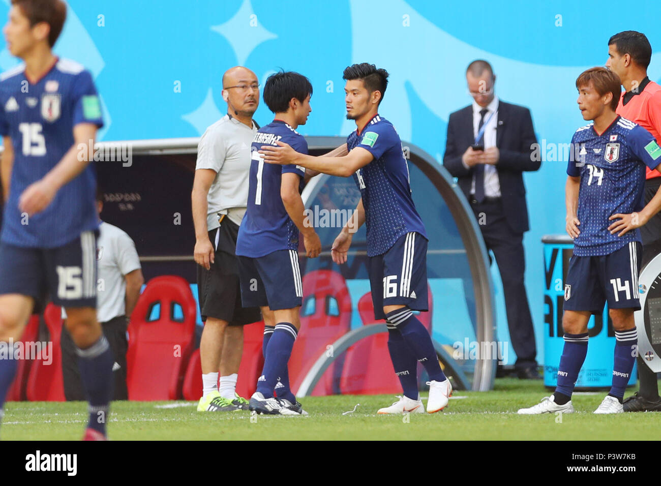Saransk, Russia. 19th June, 2018. (L-R) Gaku Shibasaki, Hotaru Yamaguchi (JPN) Football/Soccer ...