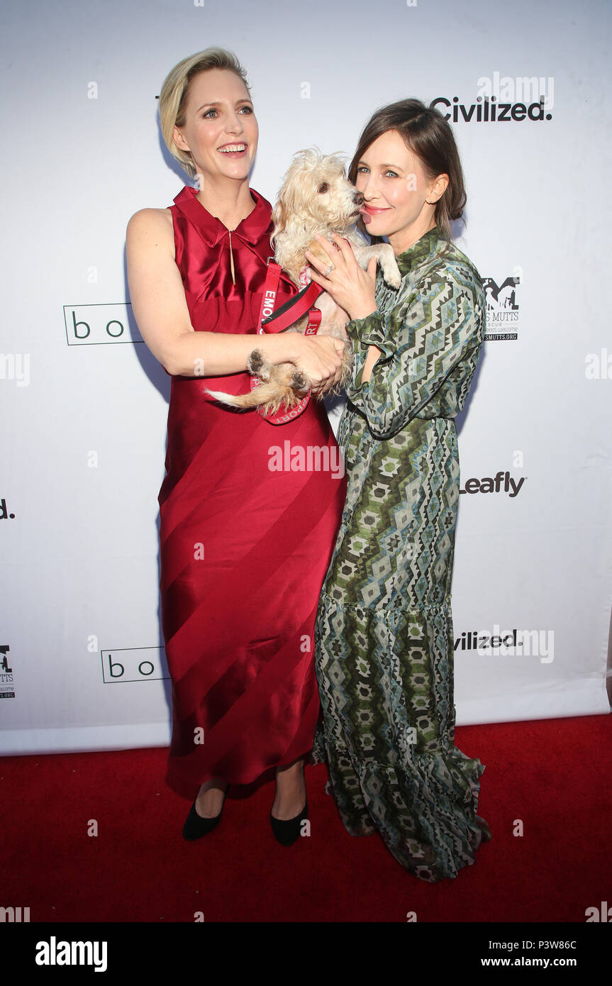 Boundaries vera farmiga hi-res stock photography and images - Alamy