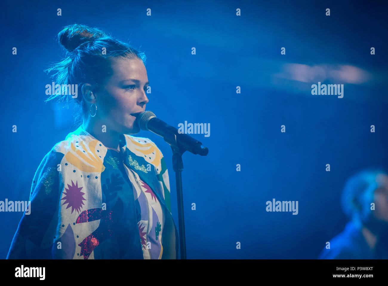 Maggie rogers singer hi-res stock photography and images - Alamy
