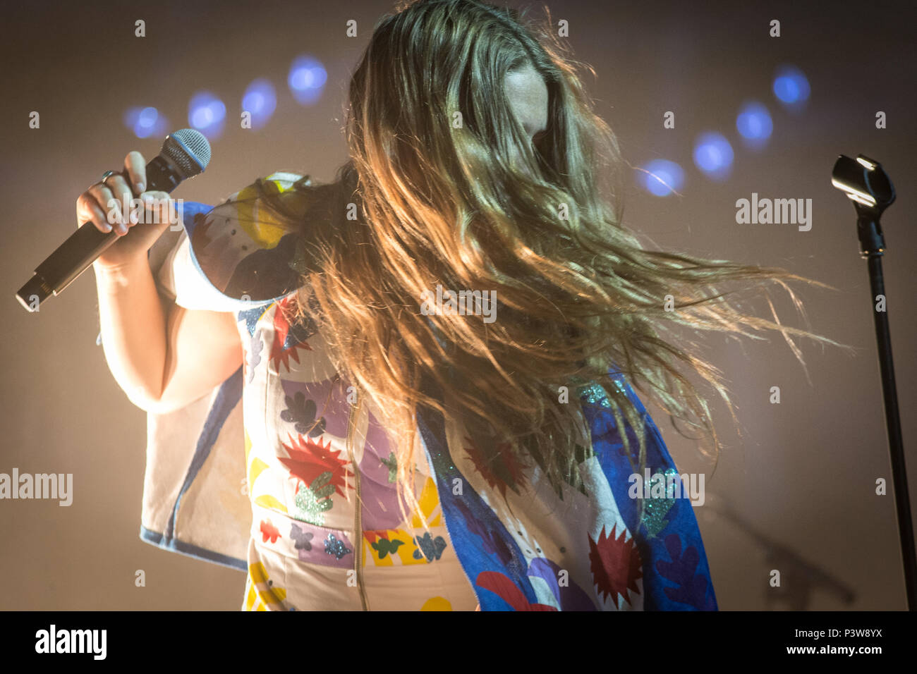 Maggie rogers singer hi-res stock photography and images - Alamy