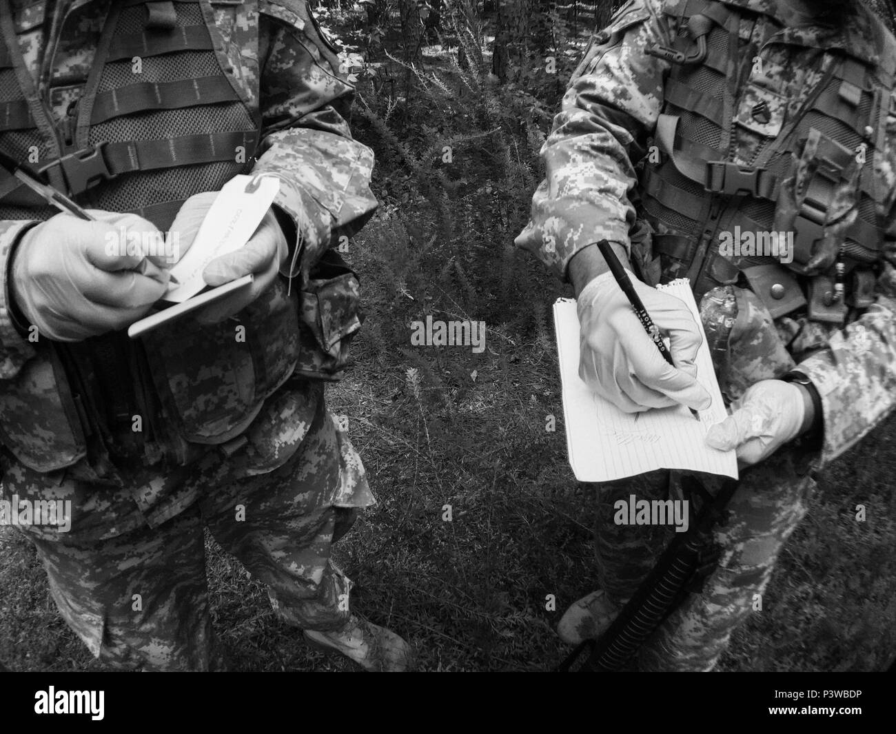 U.S. Army Reserve soldiers with the 246th Quartermaster Company ...