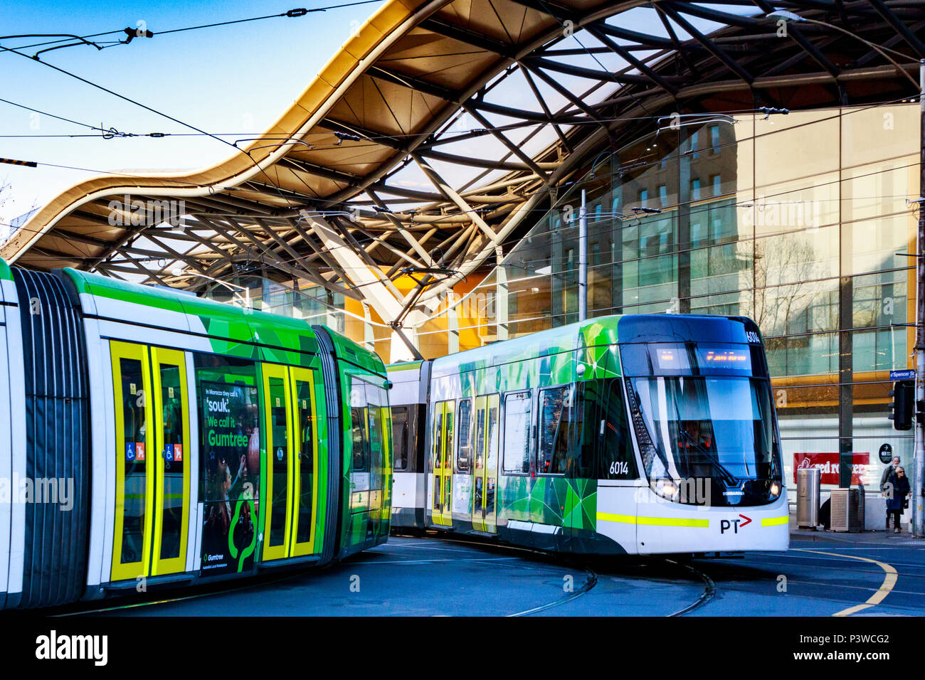 Australia, Docklands, Melbourne, Southern Cross railway station ...