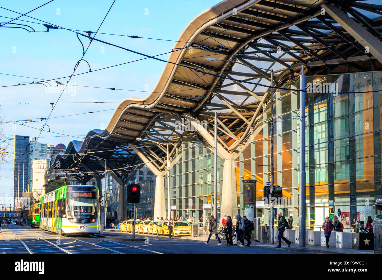 Australia, Docklands, Melbourne, Southern Cross railway station ...