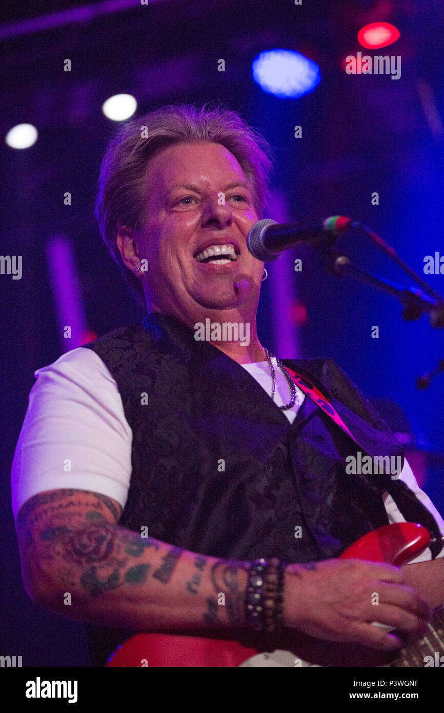 The Swansons performing live at the Whisky a Go Go in Hollywood ...