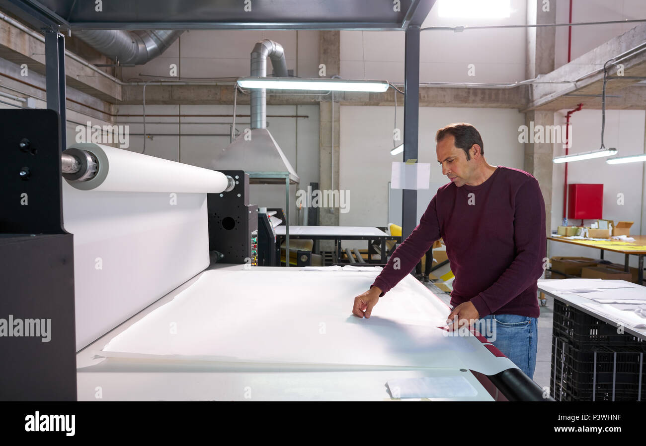 Textile printing machine hi-res stock photography and images - Alamy