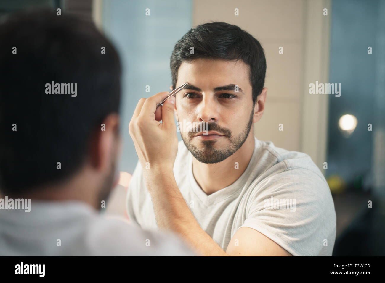 Modern eyebrows hi-res stock photography and images - Alamy