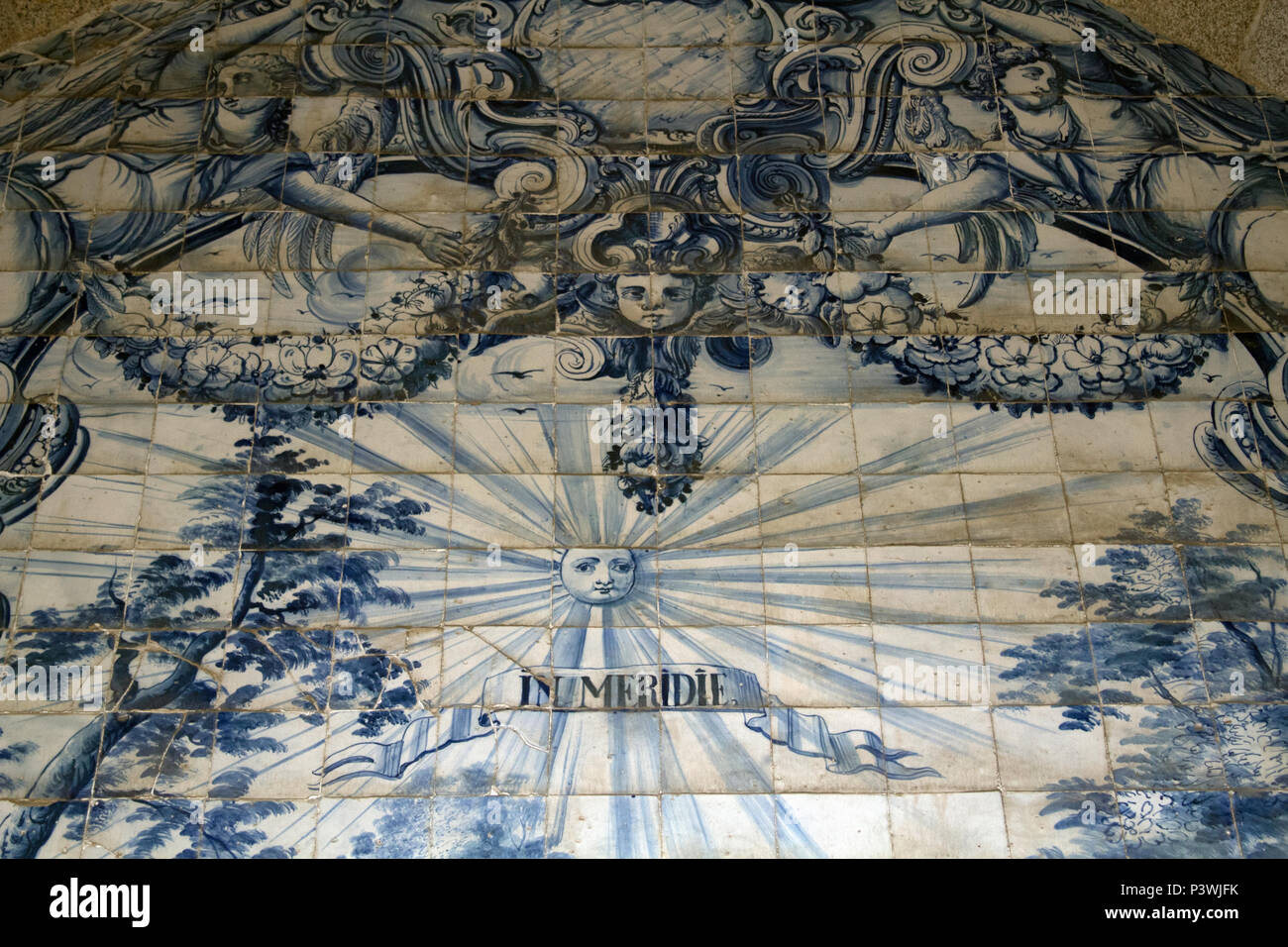 Blue azulejo tiles inside Porto Cathedral (Sé do Porto), a Roman ...