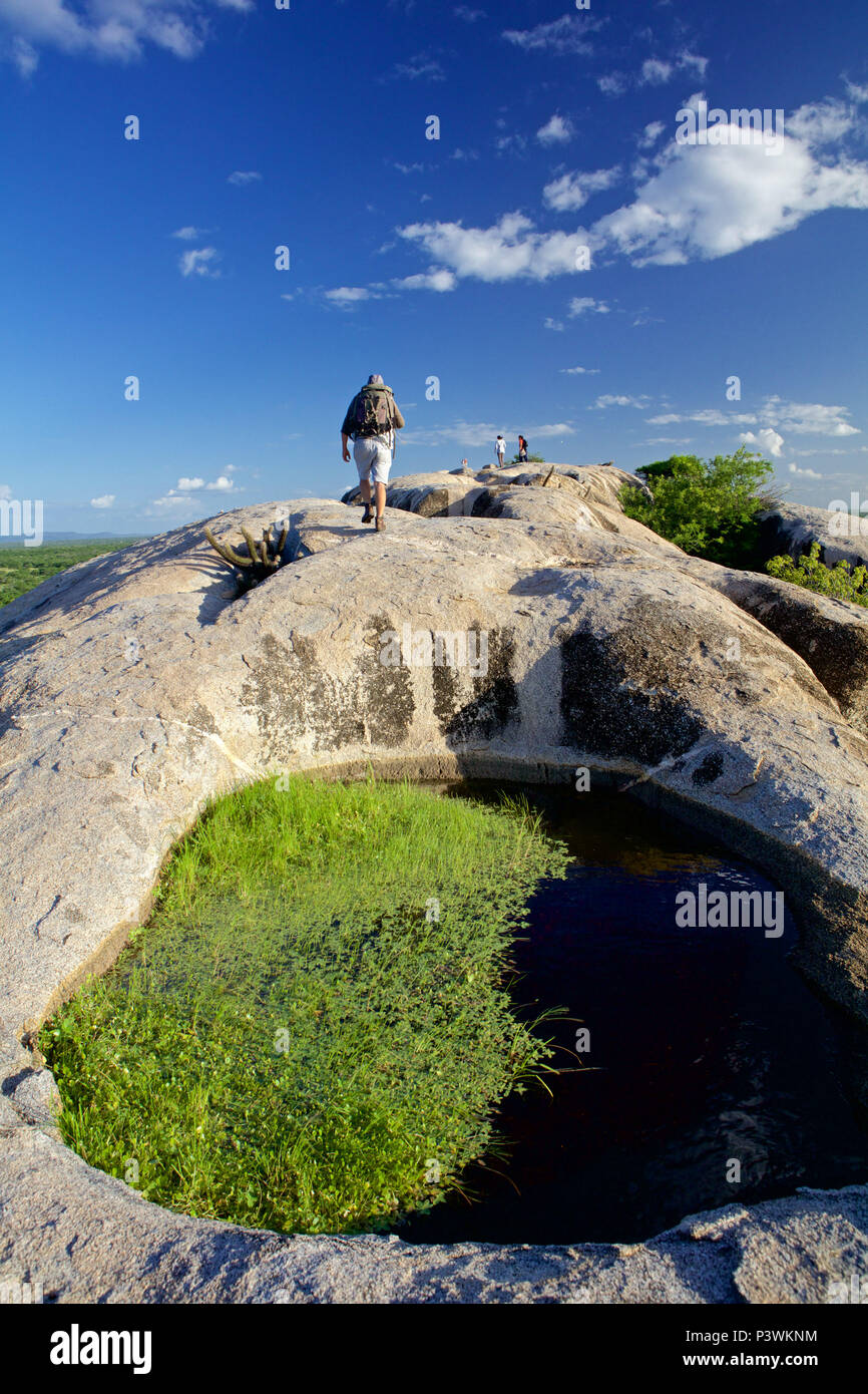 INDEPENDÊNCIA, CE - 21.04.2016: PEDRA LISA - Vista do ponto turístico ...