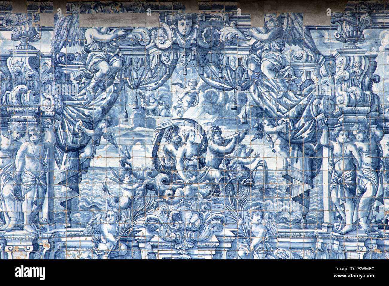 Blue azulejo tiles inside Porto Cathedral (Sé do Porto), a Roman ...