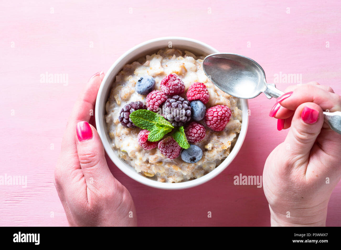Cereal porridge hi-res stock photography and images - Alamy