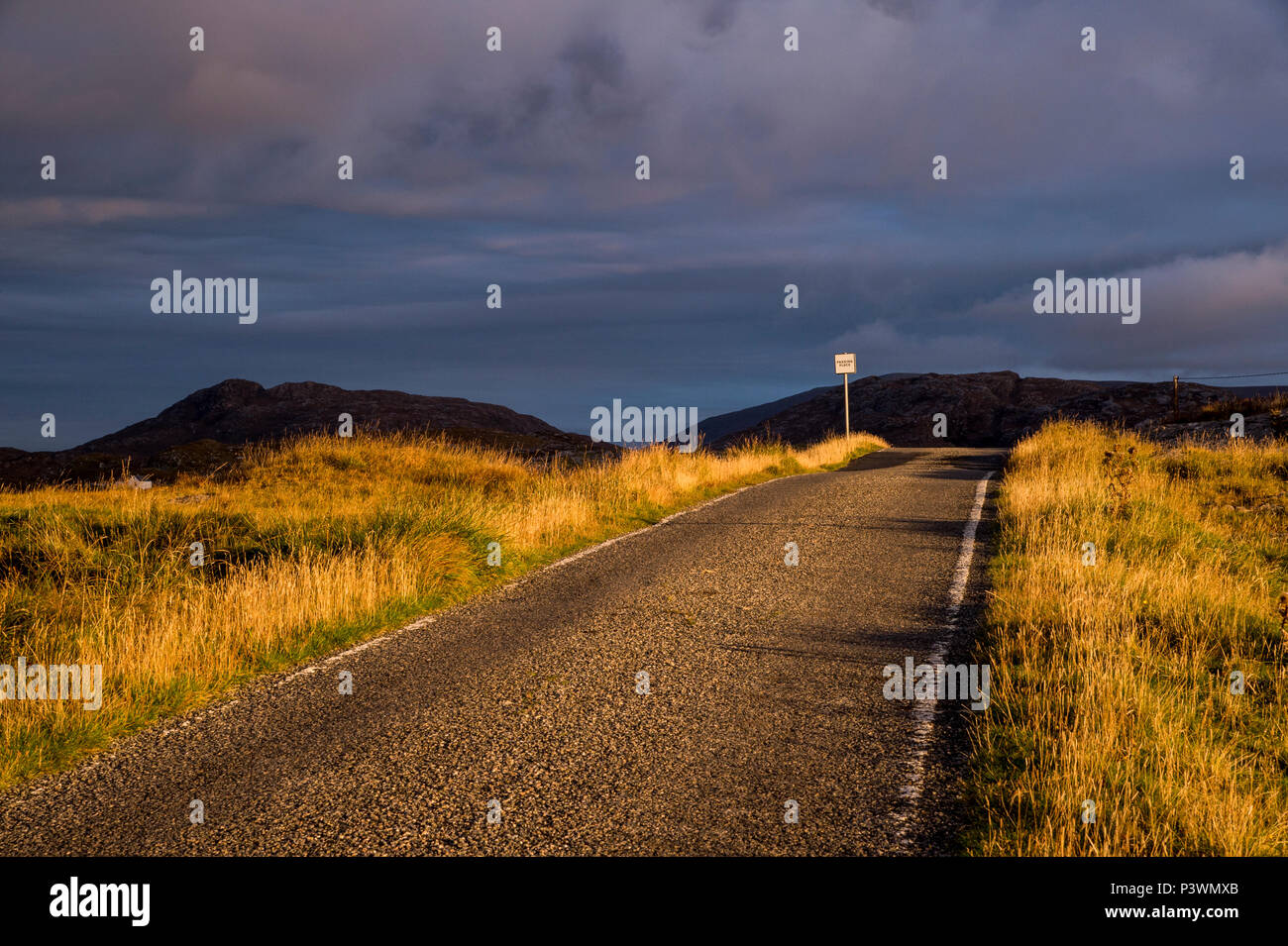 Passing place road hi-res stock photography and images - Alamy