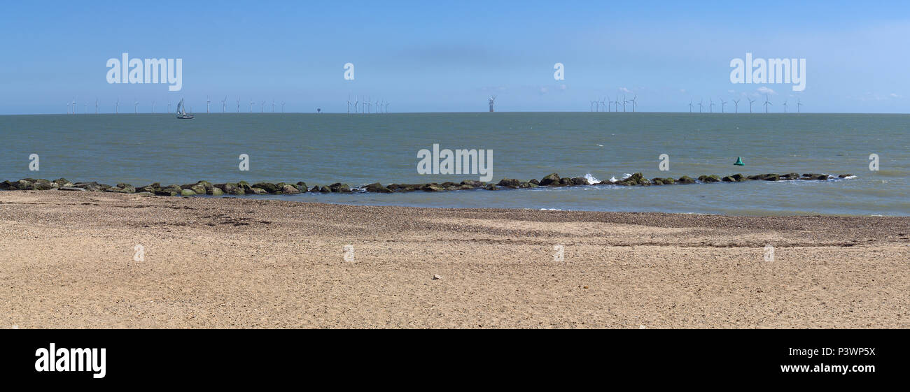 Sea defences groynes hi-res stock photography and images - Alamy