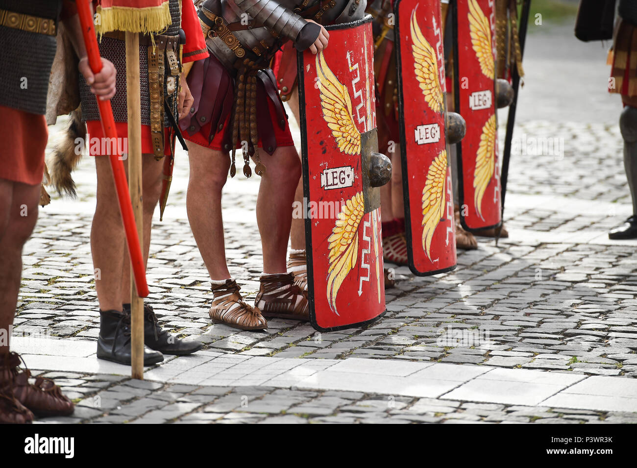 Centurion reenact hi-res stock photography and images - Alamy
