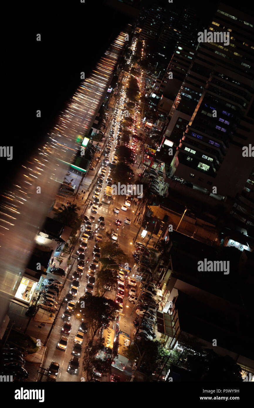 Congestionamento hi-res stock photography and images - Alamy