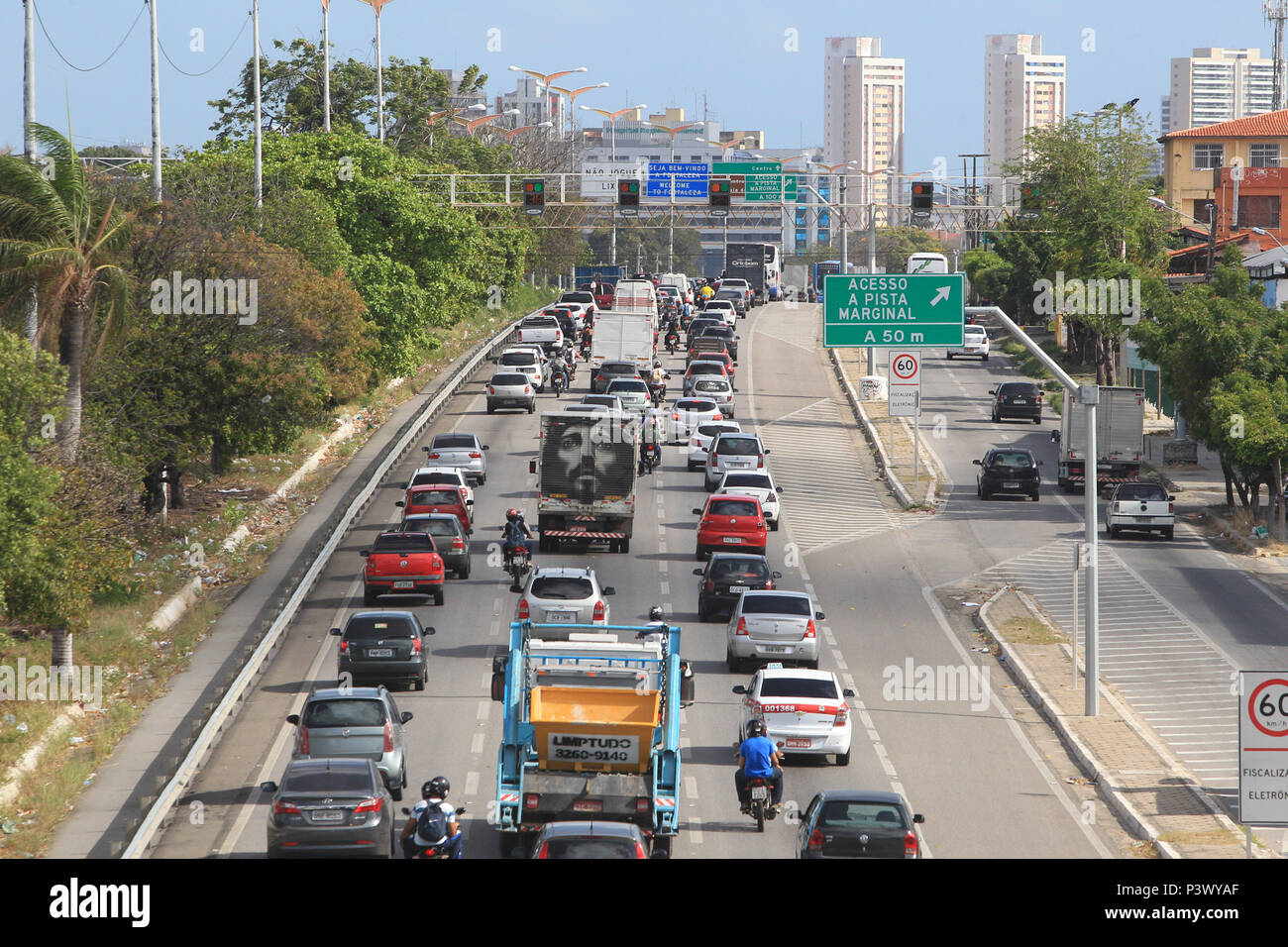 Congestionamento hi-res stock photography and images - Alamy