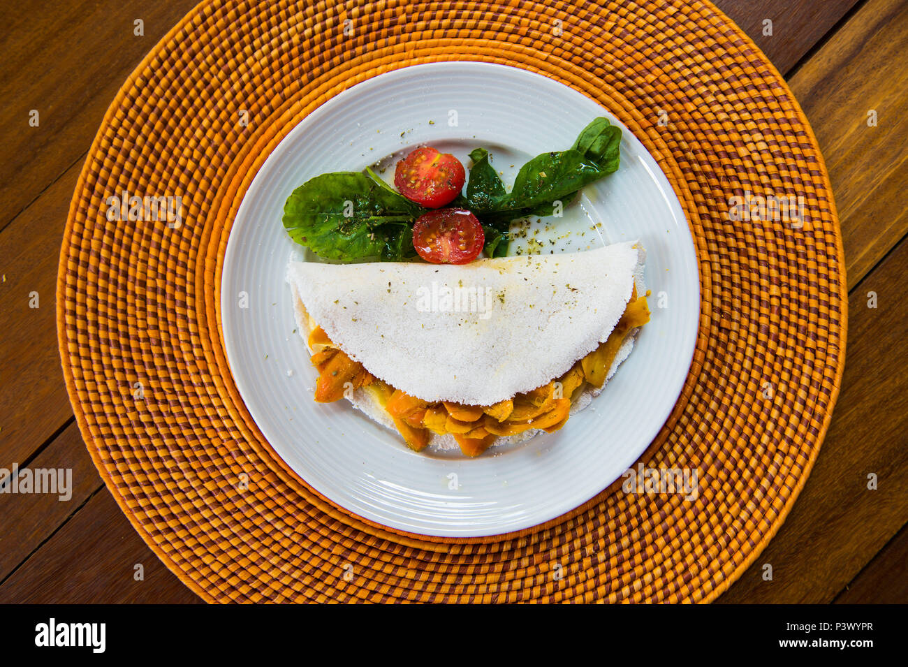 Tapioca com tucumã, comida típica de Manaus, Amazonas Stock Photo - Alamy
