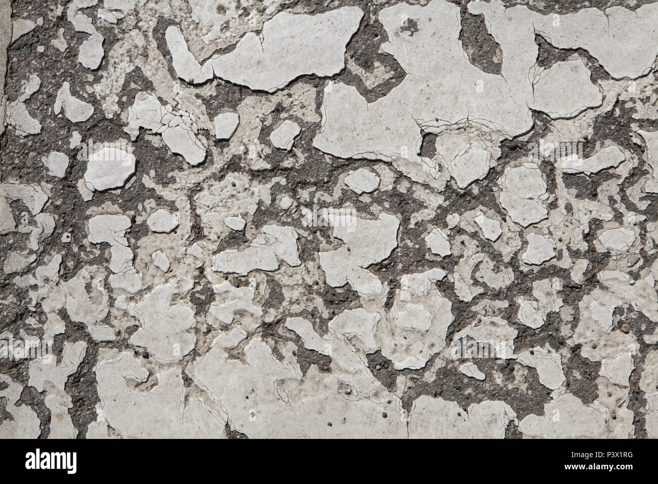 Abandoned wall painted white. Background texture Stock Photo - Alamy