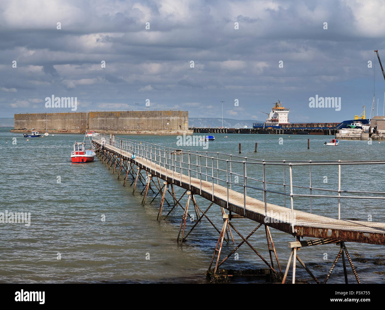 Portland harbour hi-res stock photography and images - Alamy