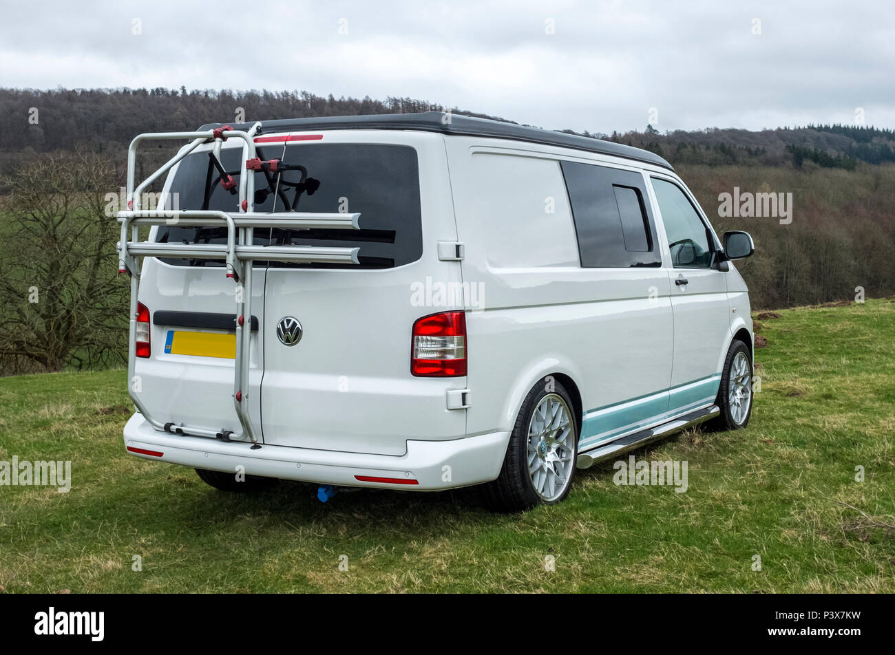 Volkswagen camper pop top roof hi-res stock photography and images - Alamy