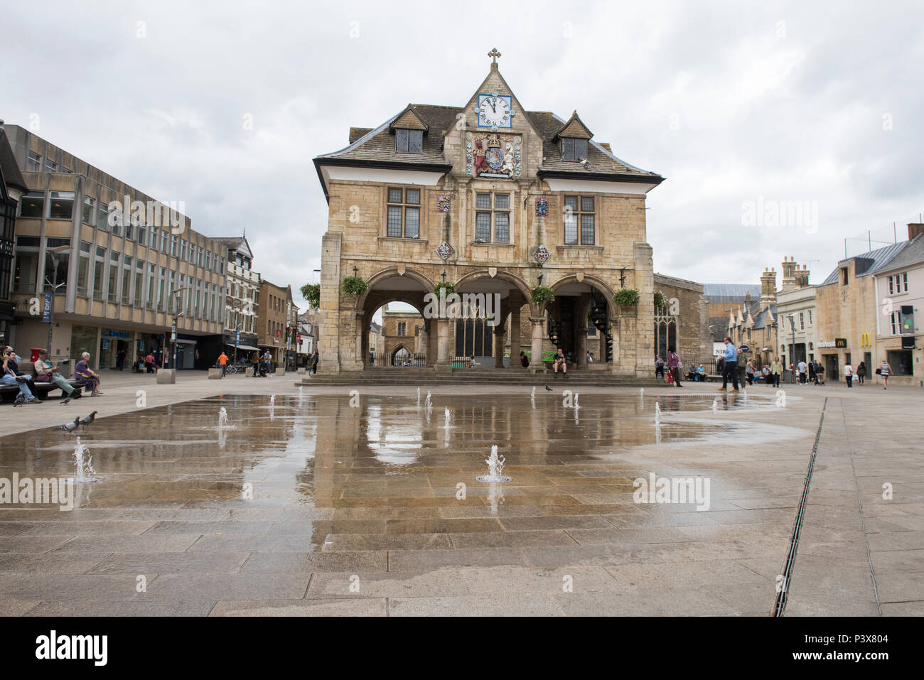 Peterborough cathedral square hi-res stock photography and images - Alamy