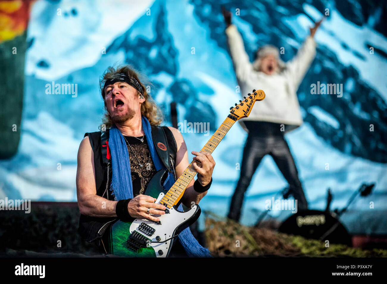 Adrian smith iron maiden hi-res stock photography and images - Alamy