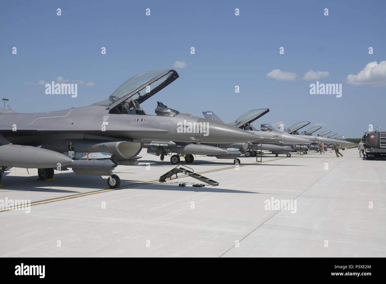 F-16 Fighting Falcon pilots from the 179th Fighter Squadron, 148th ...