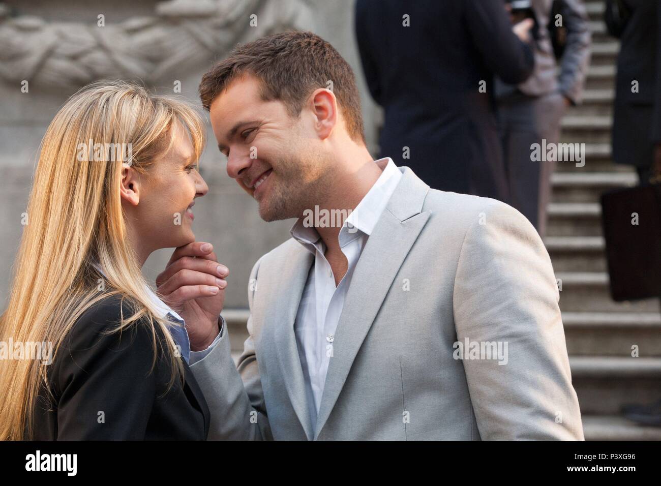 Joshua Jackson And Anna Torv Fringe