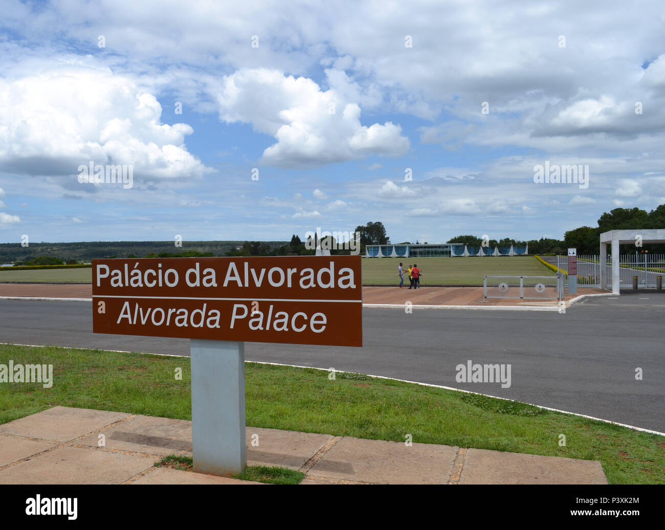 Palacio da alvorada hi-res stock photography and images - Alamy