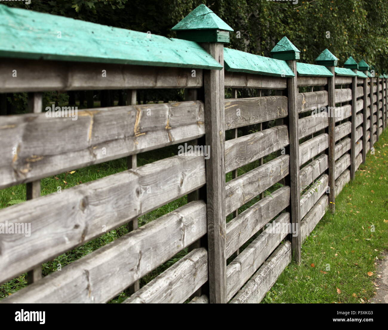 Receding straight wall hi-res stock photography and images - Alamy