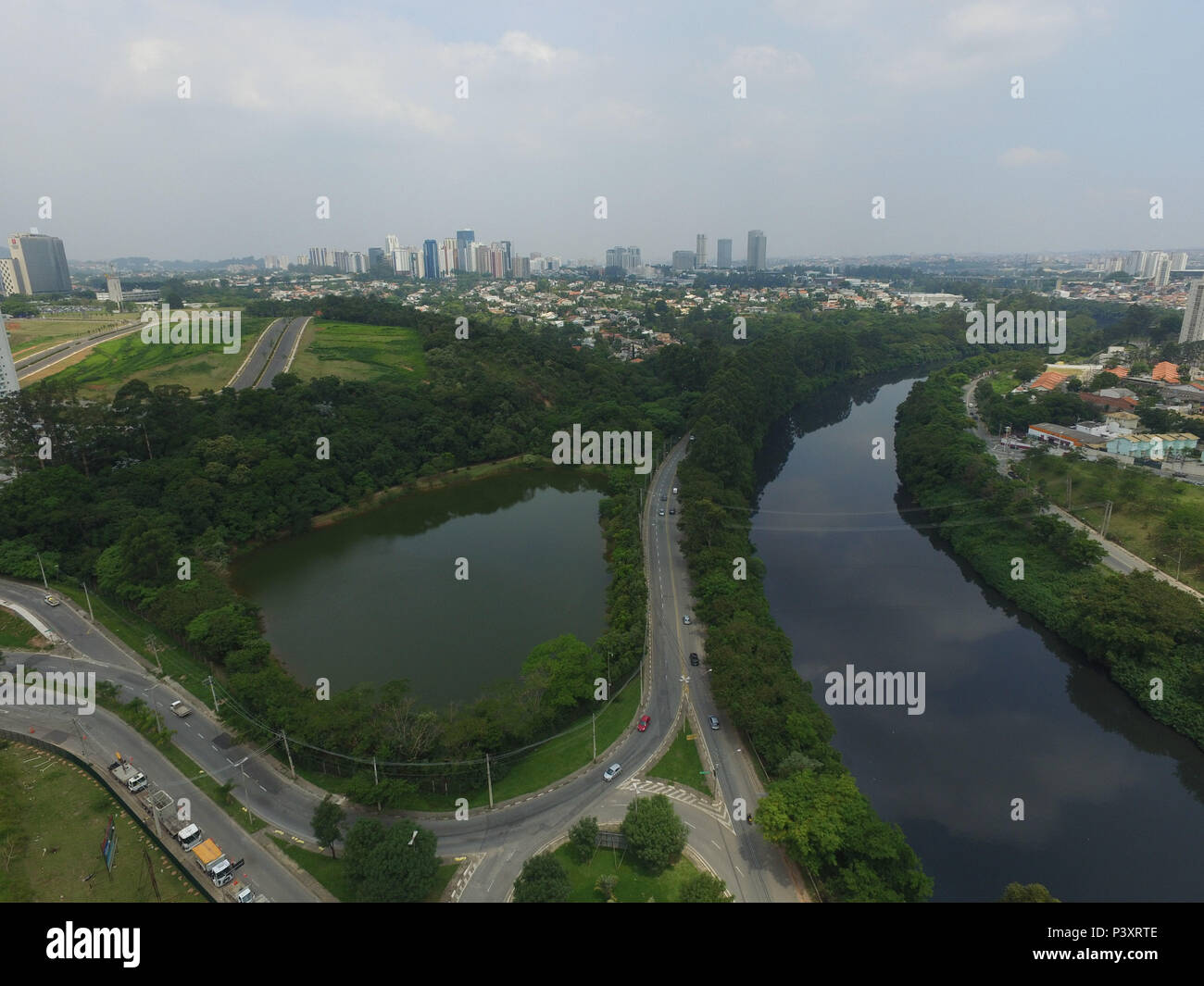 Foto aérea do Parque Ecológico de Barueri Stock Photo - Alamy
