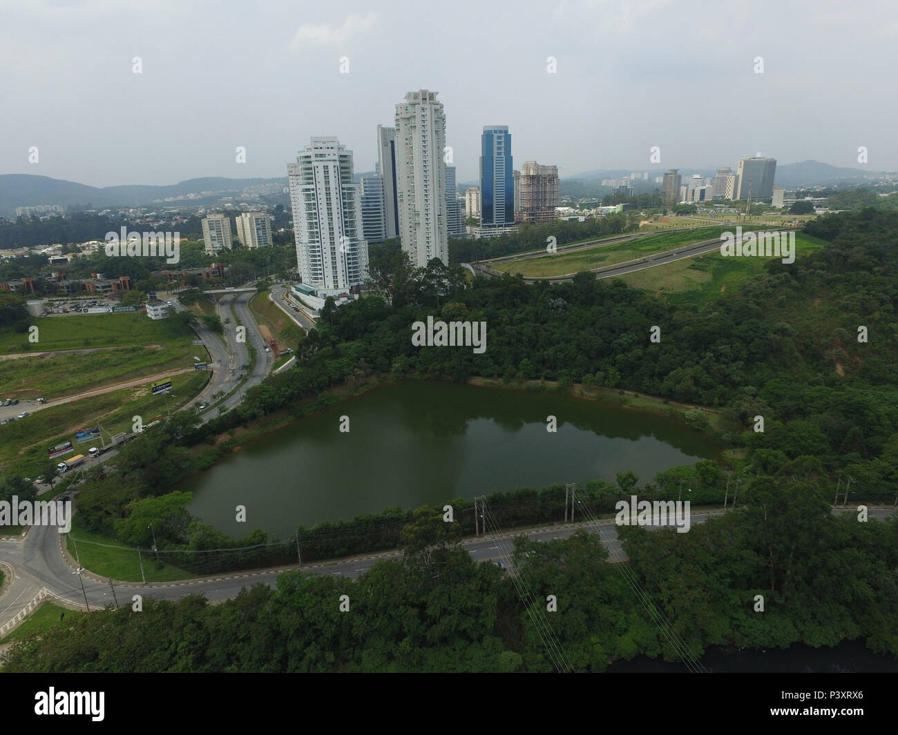Foto aérea do Parque Ecológico de Barueri Stock Photo - Alamy