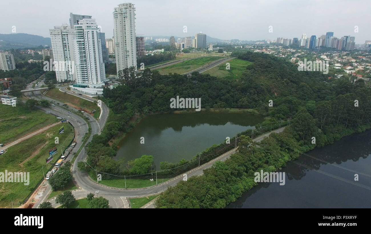 Foto aérea do Parque Ecológico de Barueri Stock Photo - Alamy