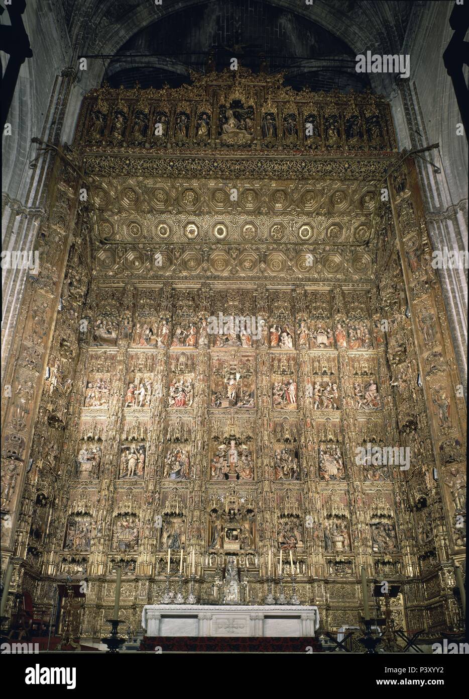 RETABLO MAYOR DE LA CATEDRAL DE SEVILLA CONSTRUIDO ENTRE 1482 Y 1564 ...