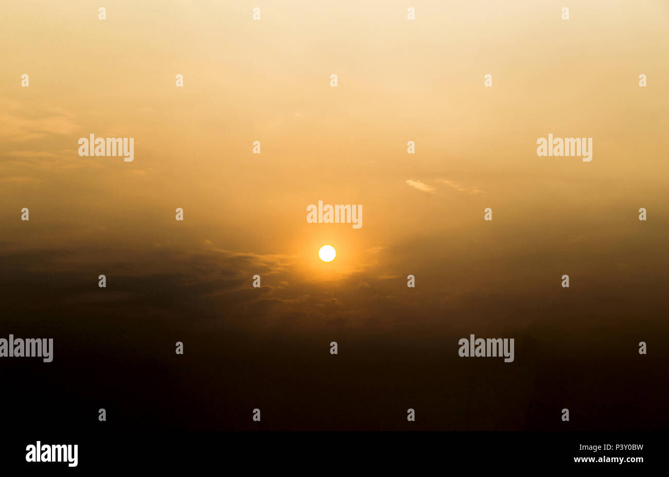 The beautiful view of the sun in the sky Stock Photo - Alamy
