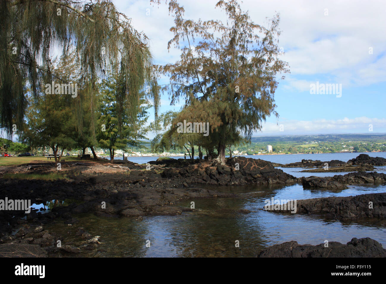Hilo bay hi-res stock photography and images - Alamy