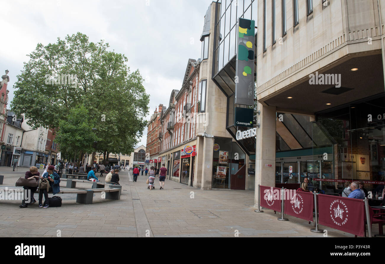 Queensgate shopping centre hi-res stock photography and images - Alamy