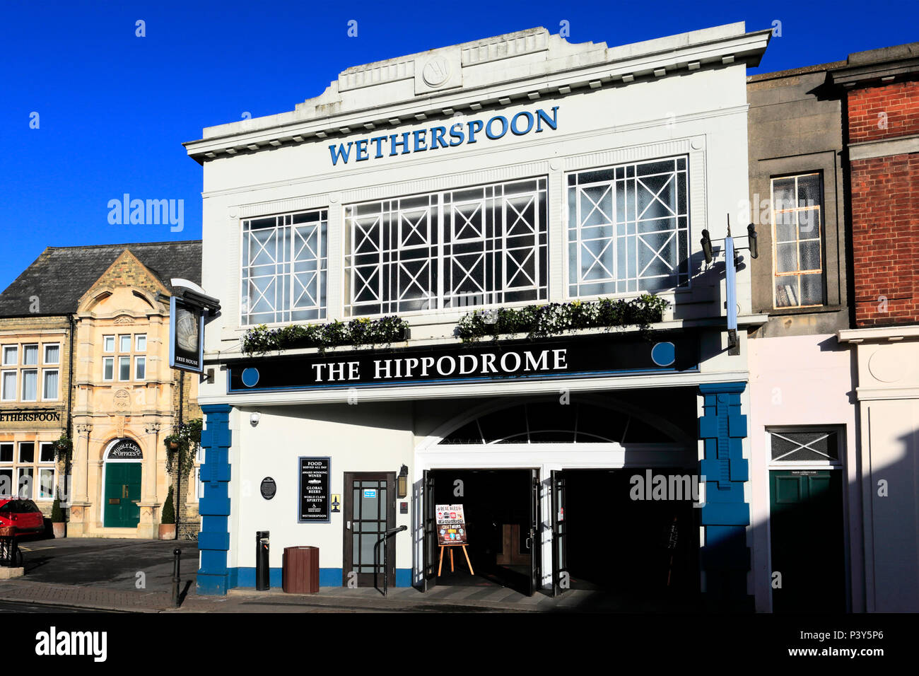 Weatherspoons hi-res stock photography and images - Alamy