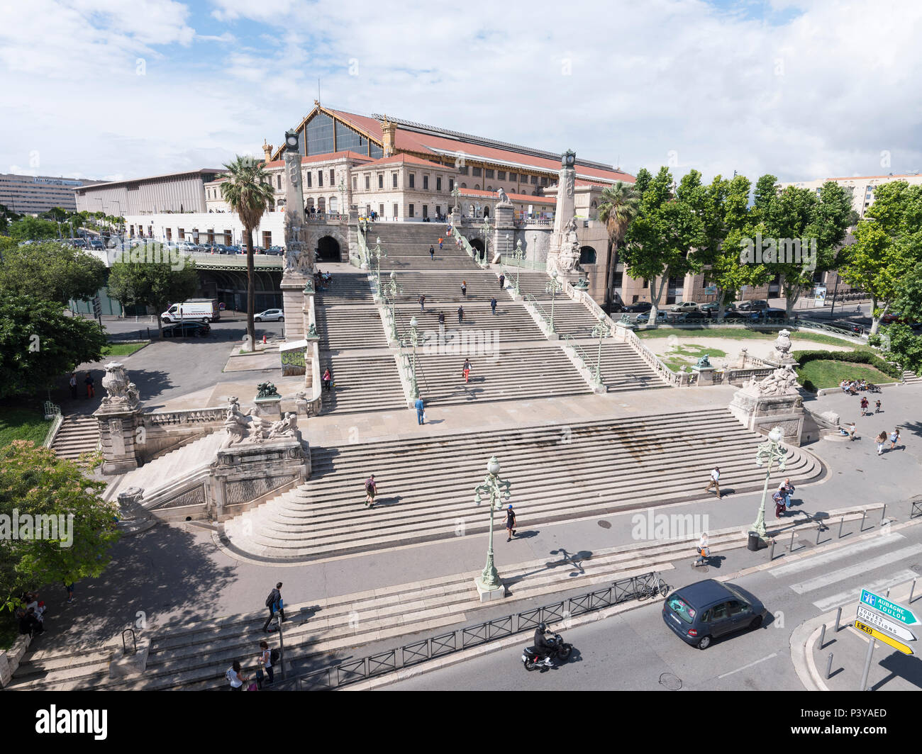 people climb the stairs to marseille Saint-Charles train station Stock ...