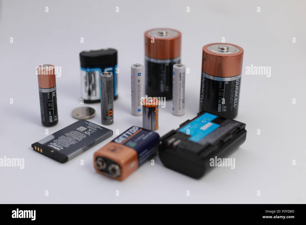 Diferentes tipos de baterias hi-res stock photography and images - Alamy