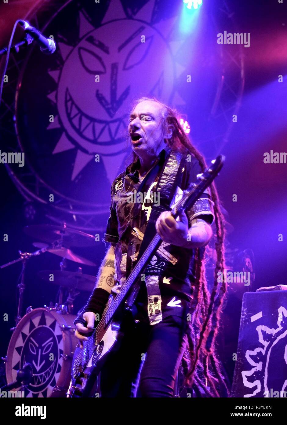 Jeremy cunningham bassist hi-res stock photography and images - Alamy