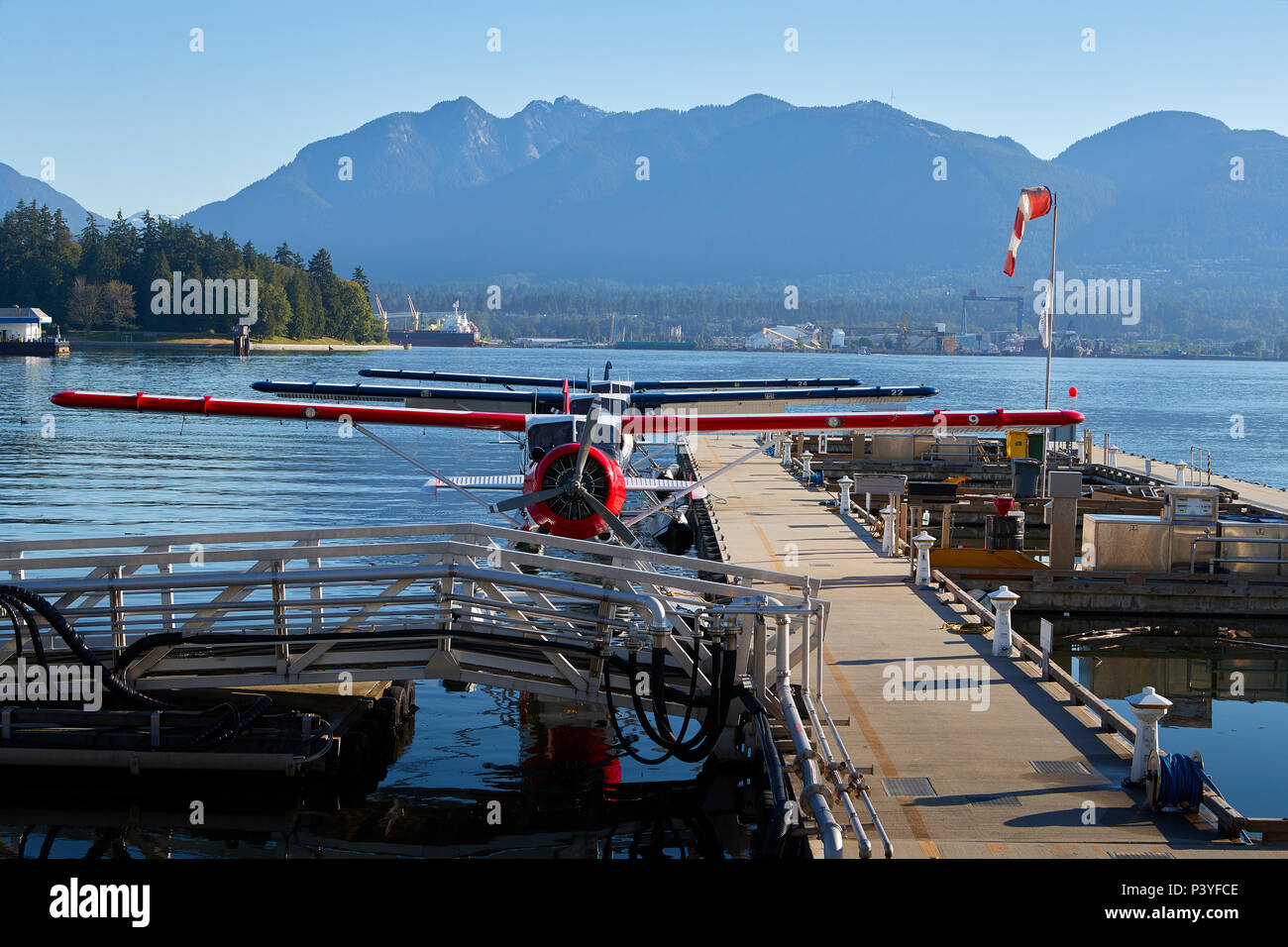 Harbor air float plane hi-res stock photography and images - Alamy