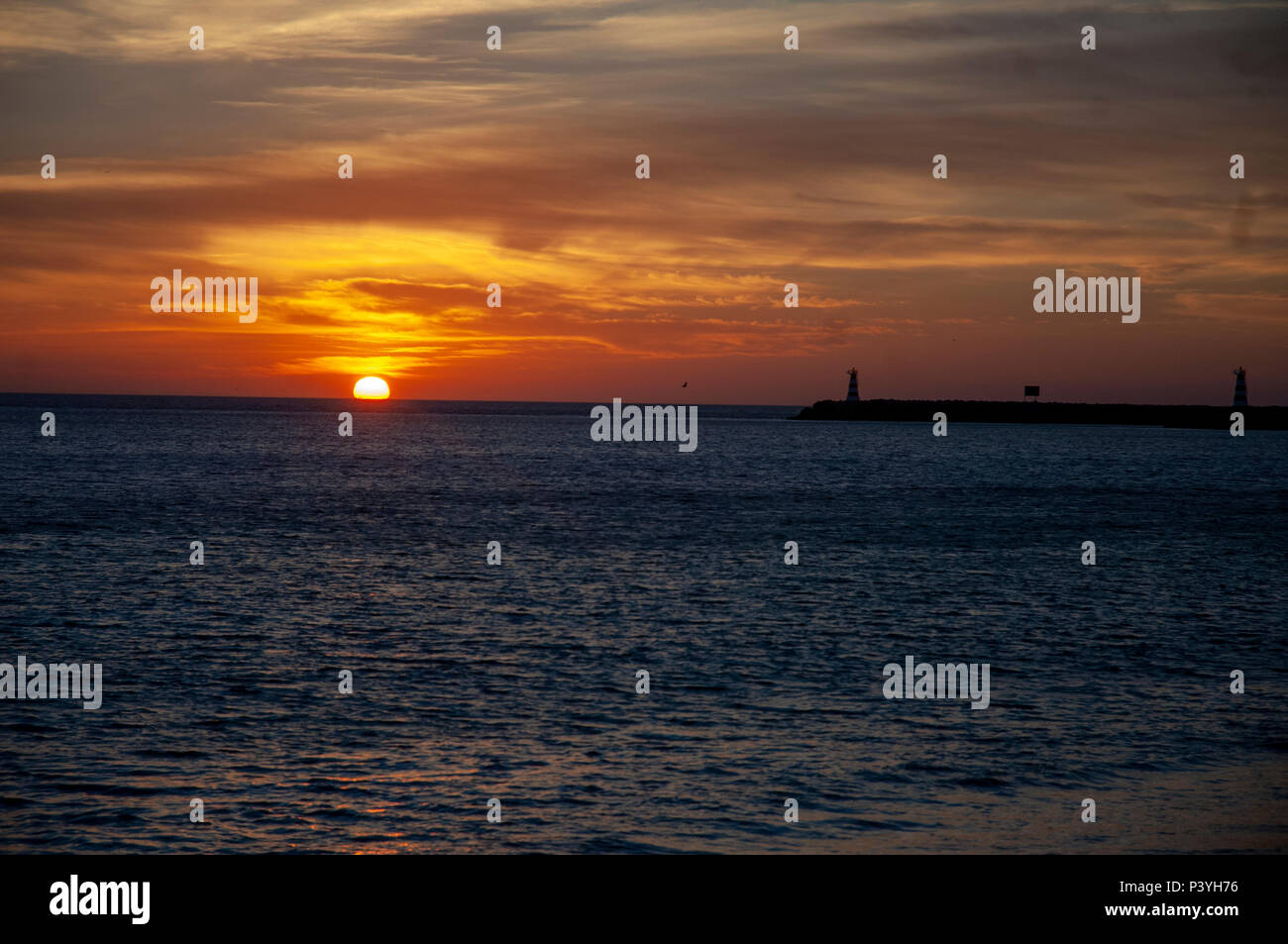 Cool and warm tones hi-res stock photography and images - Alamy