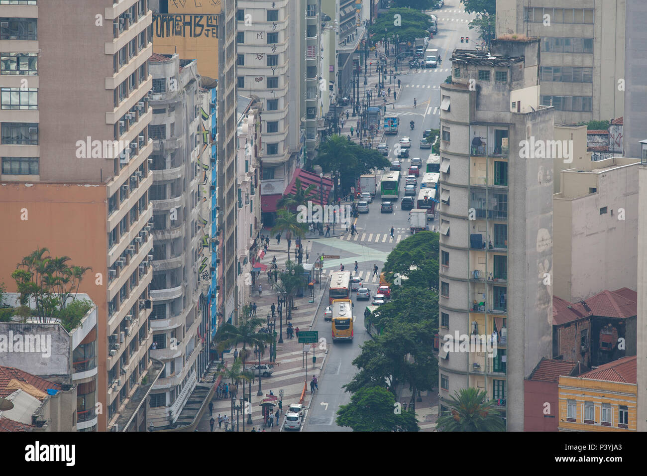 Avenida superior hi-res stock photography and images - Alamy