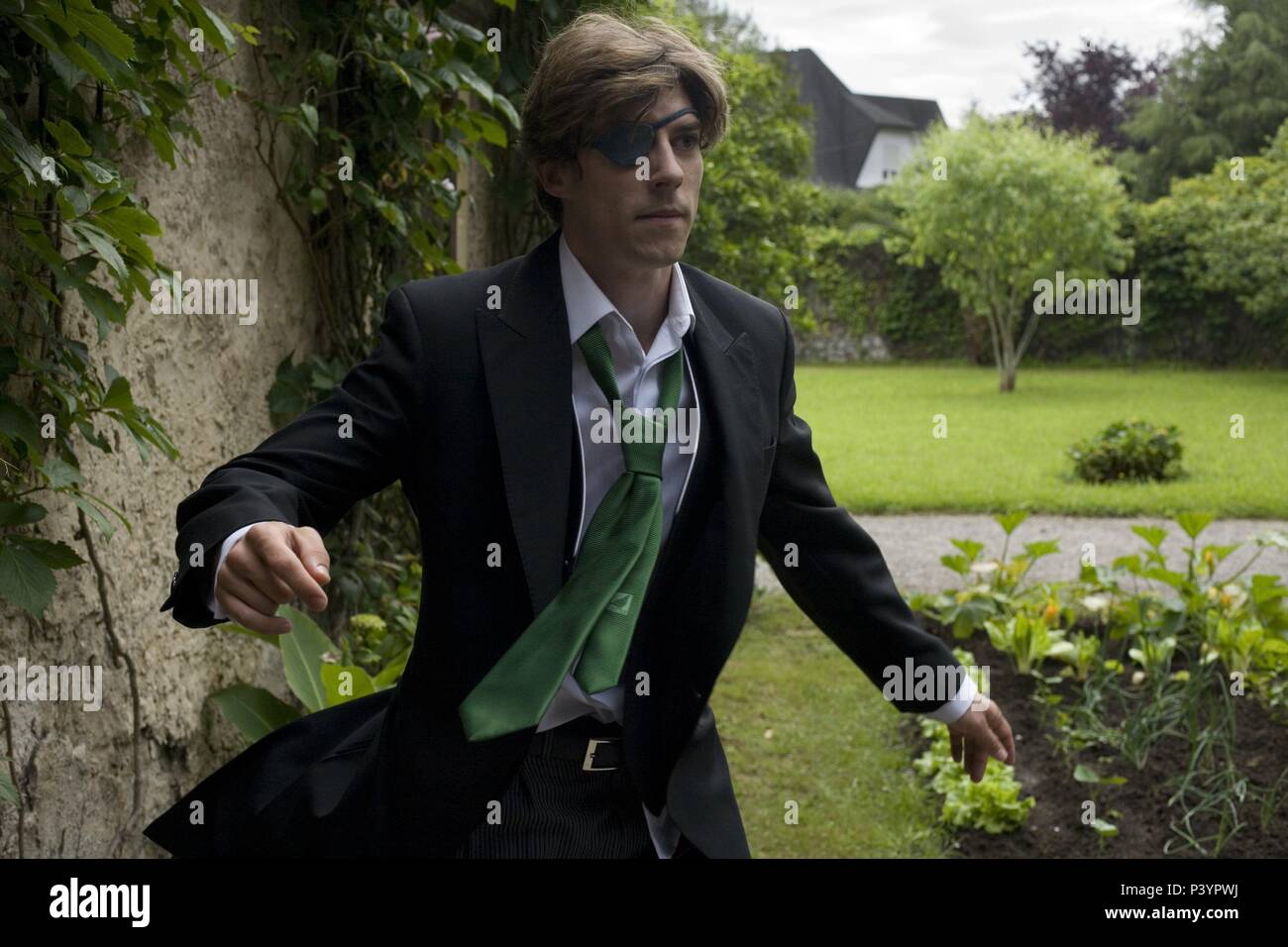 Original Film Title: PRIMOS. English Title: COUSINHOOD. Film Director ...