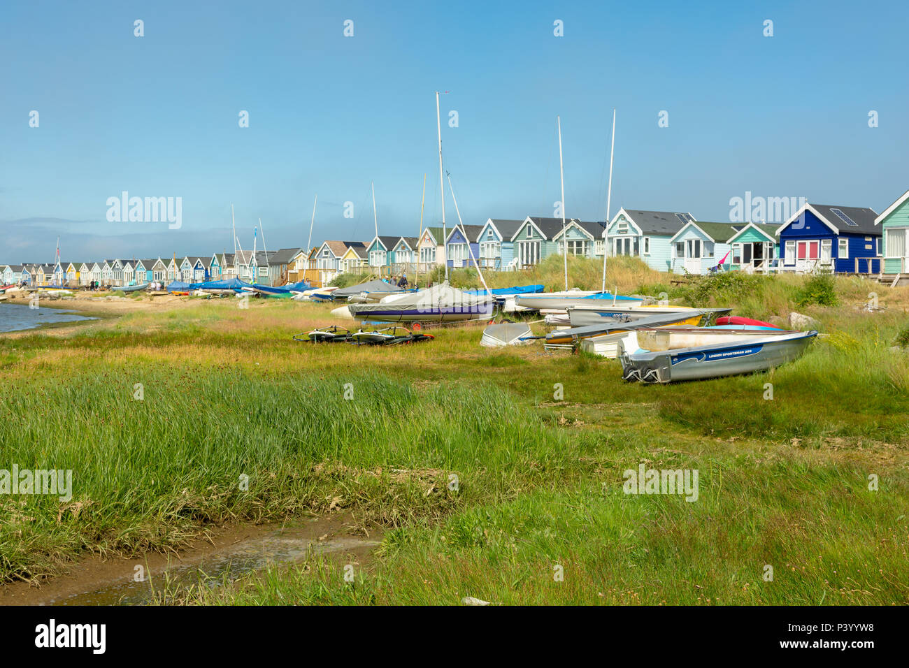 Beach huts along Mudeford Spit, Hengistbury Head, Christchurch, Dorset ...