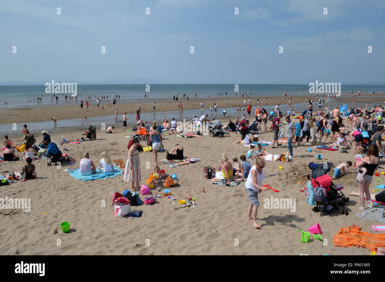 Ayr beach hi-res stock photography and images - Alamy