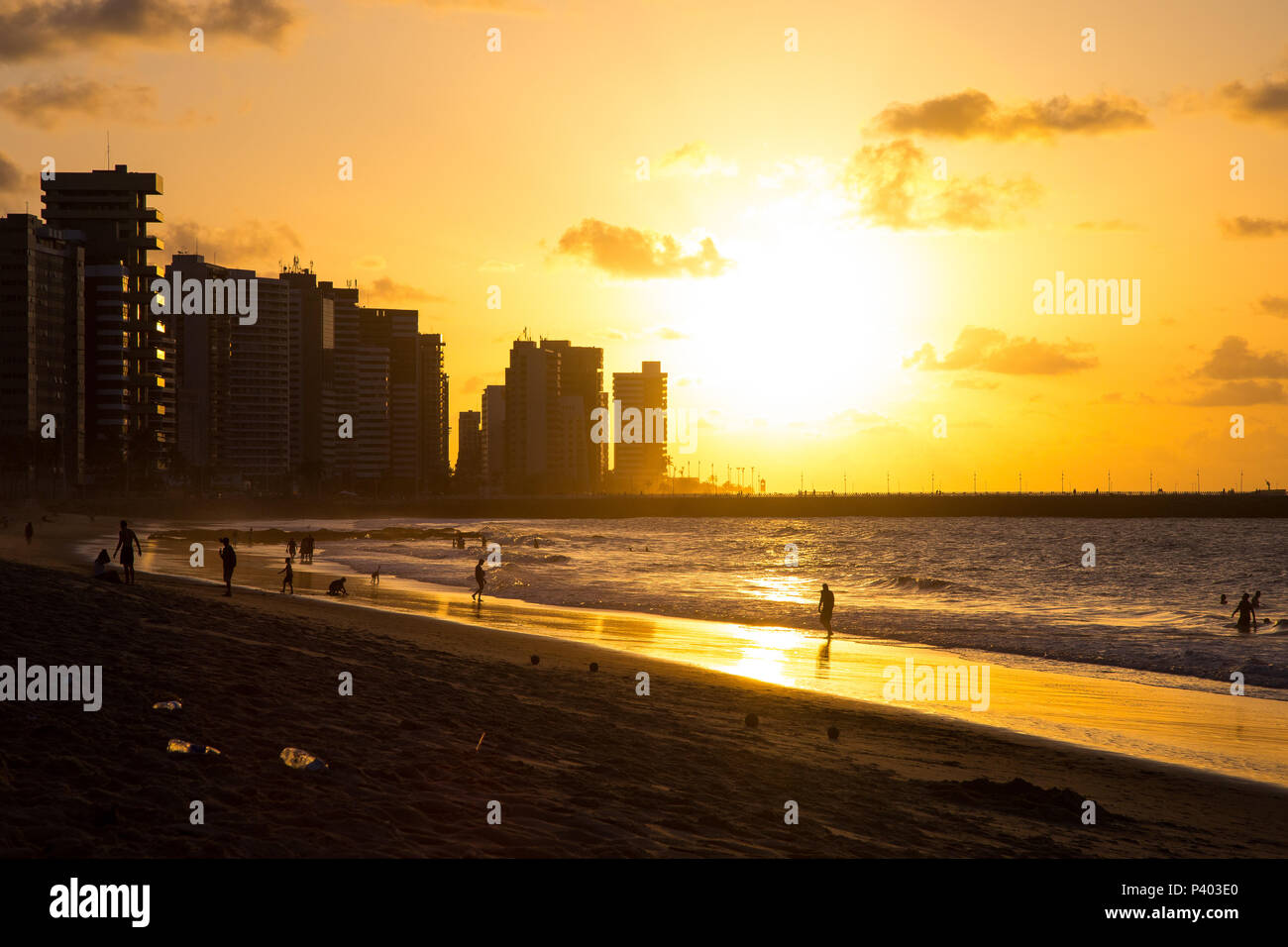Praia do meireles hi-res stock photography and images - Alamy